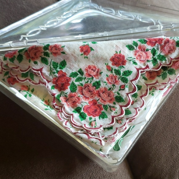 hommers | Other | Vintage Hankies Box With 1 Hankies | Poshmark